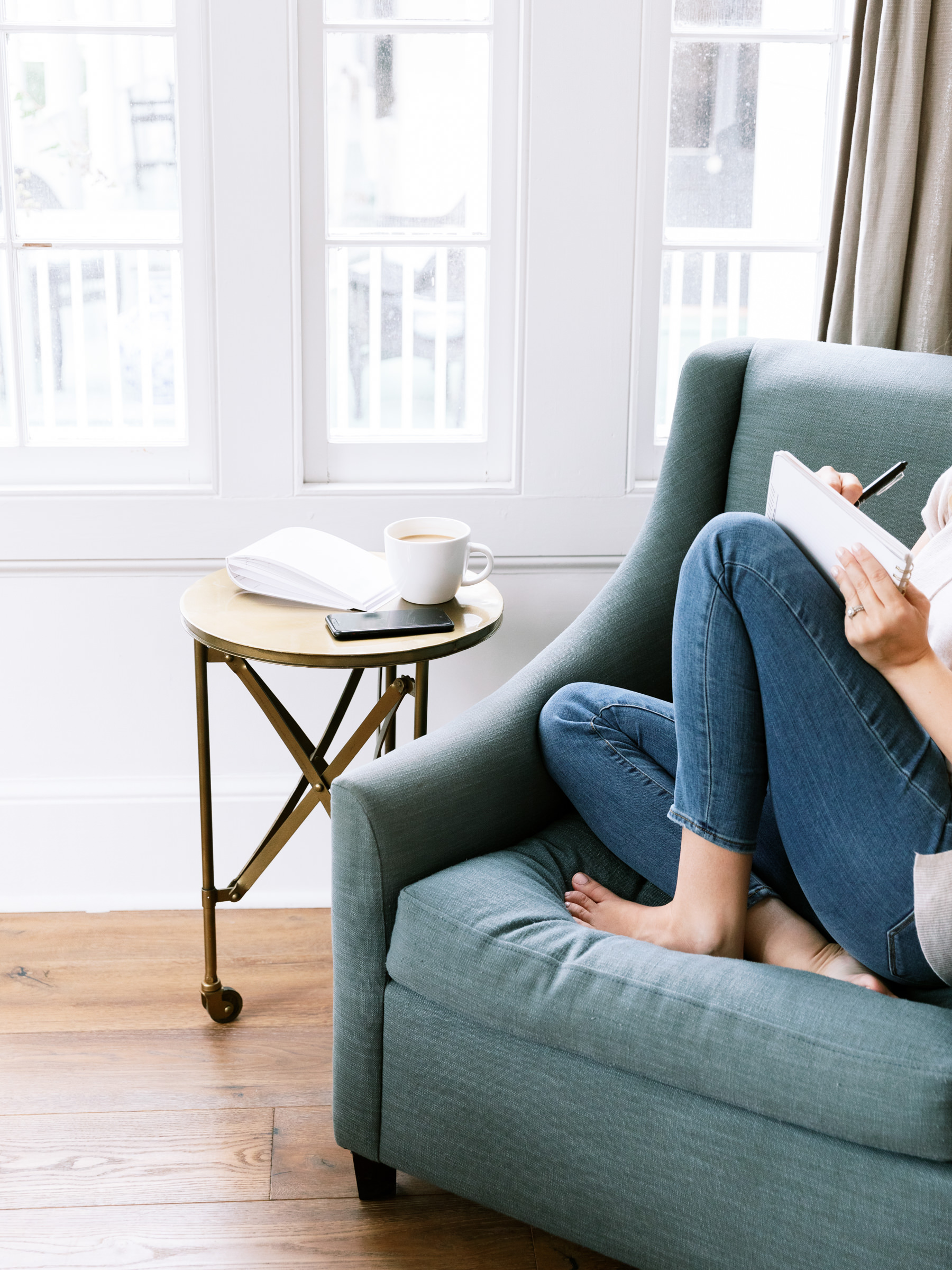 What is a User-Generated Content Creator: How to Get Paid for Content ...